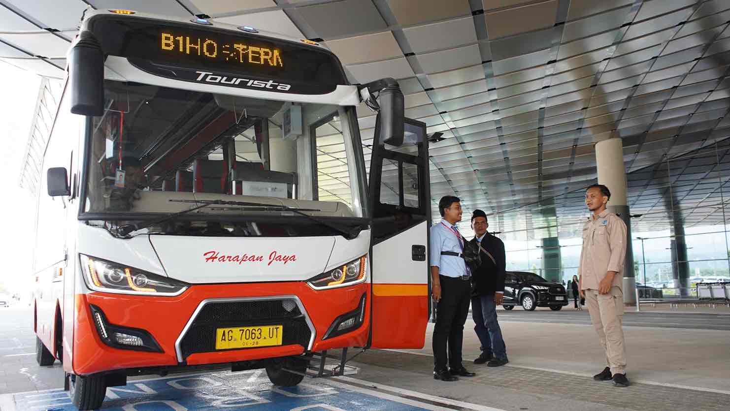 Berikut 3 Titik Keberangkatan Shuttle Bus Menuju Bandara Dhoho